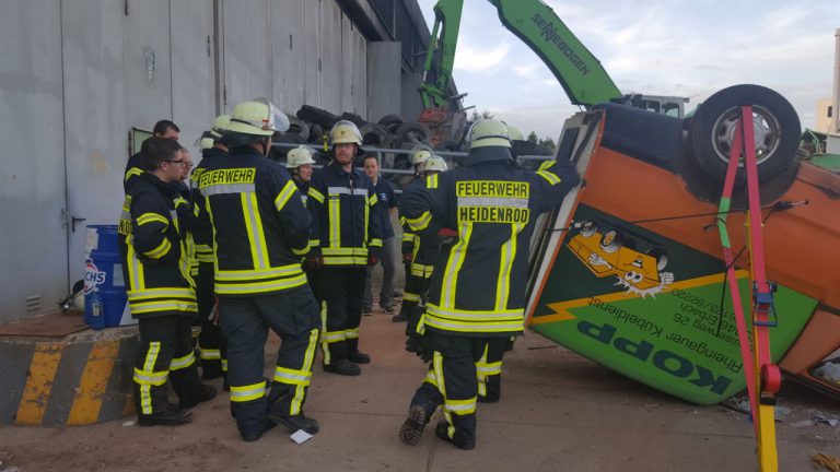 Feuerwehr Kemel führt StabFast System ein - Freiw. Feuerwehr Kemel